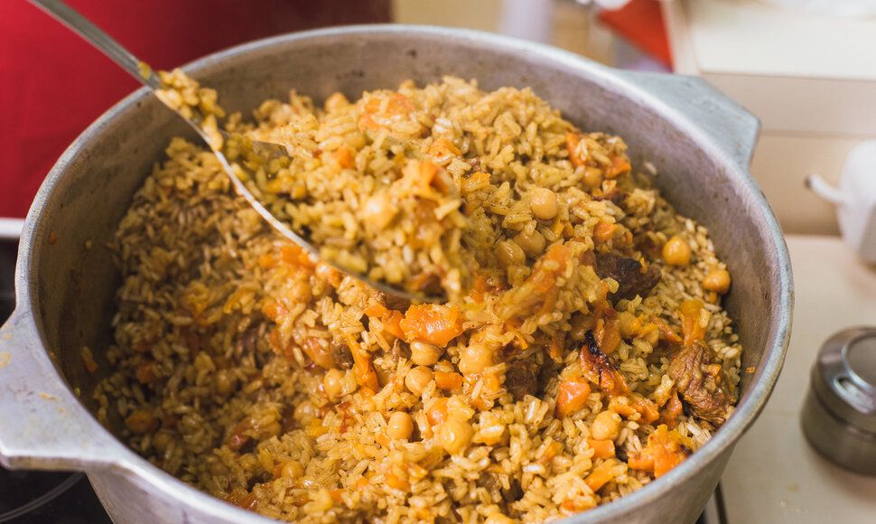 Plovas su Jautiena Receptas: Tradicinis Lietuviškas Patiekalas